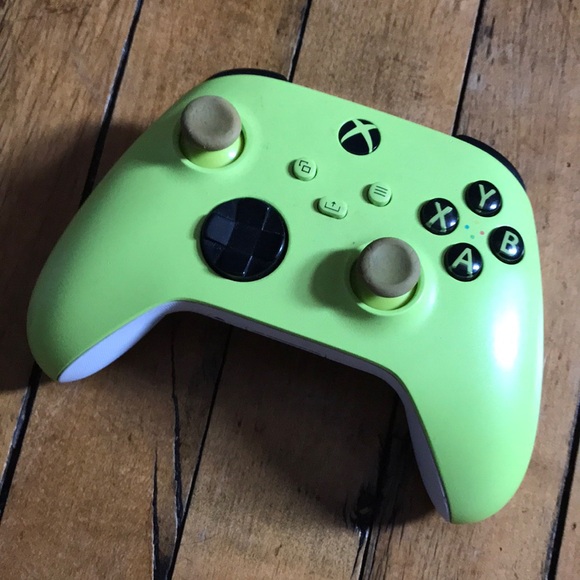 Xbox | Video Games & Consoles | Xbox Wireless Controller Lime Green ...